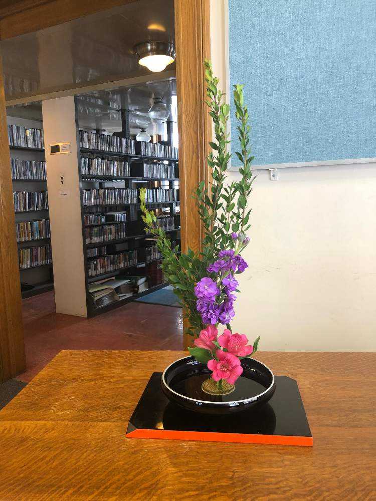 アメリカの生徒さんの作品集11 〜生花Shoka style｜🍀GreenSnap（グリーンスナップ）